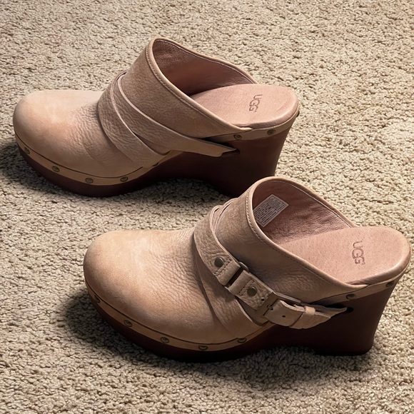 UGG | Shoes | Ugg Clogs Size 9 | Poshmark